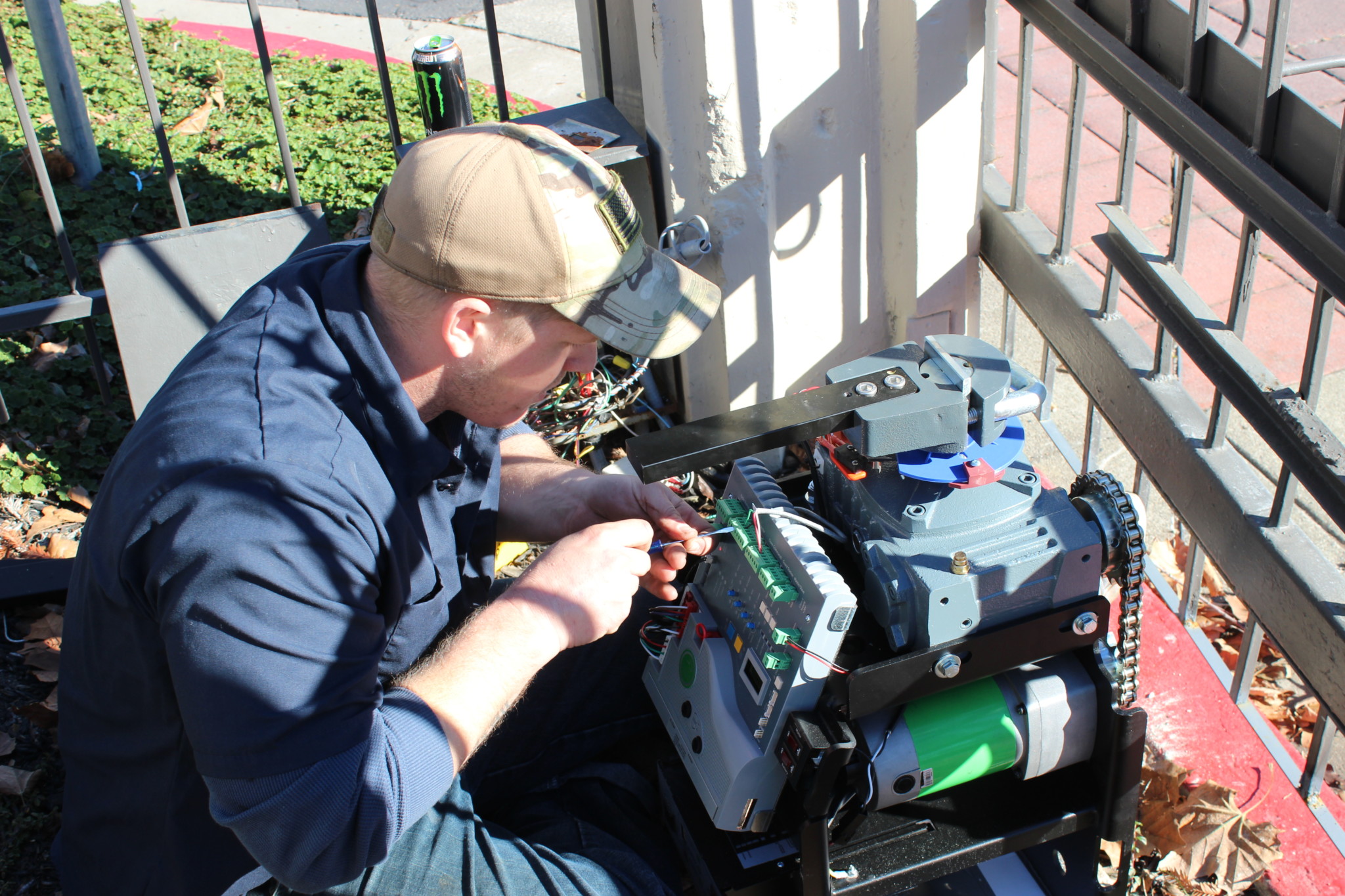 Commercial Swing Gate Operator Replacement